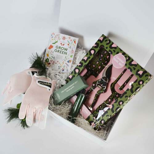 Gift Hampers For Women Australia | Creative Hampers
